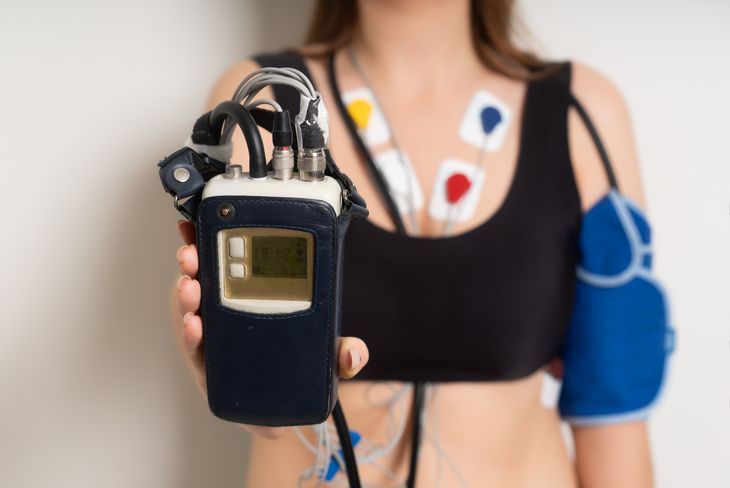 Holter EKG, czyli ocena zaburzeń rytmu serca – na czym polega badanie ...