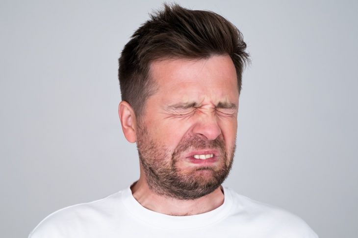 Gorzki smak w ustach – wątroba czy nerwica?